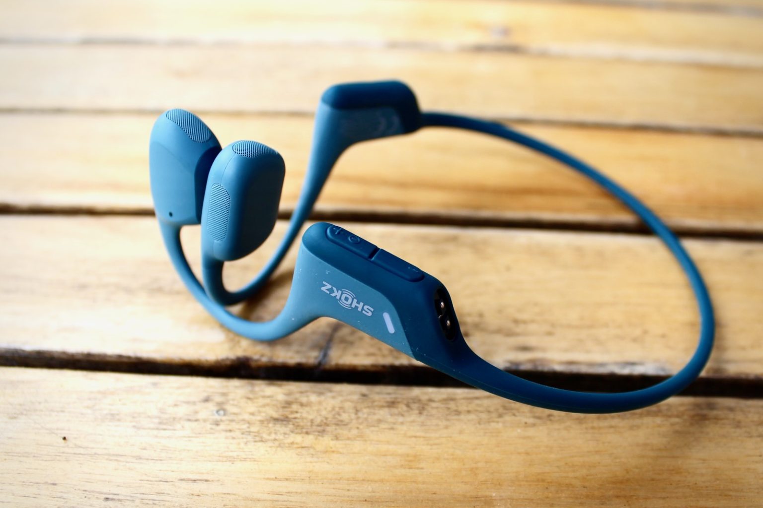 Review – Shokz OpenRun Pro Bone Conduction Cycling and Running Headphones
